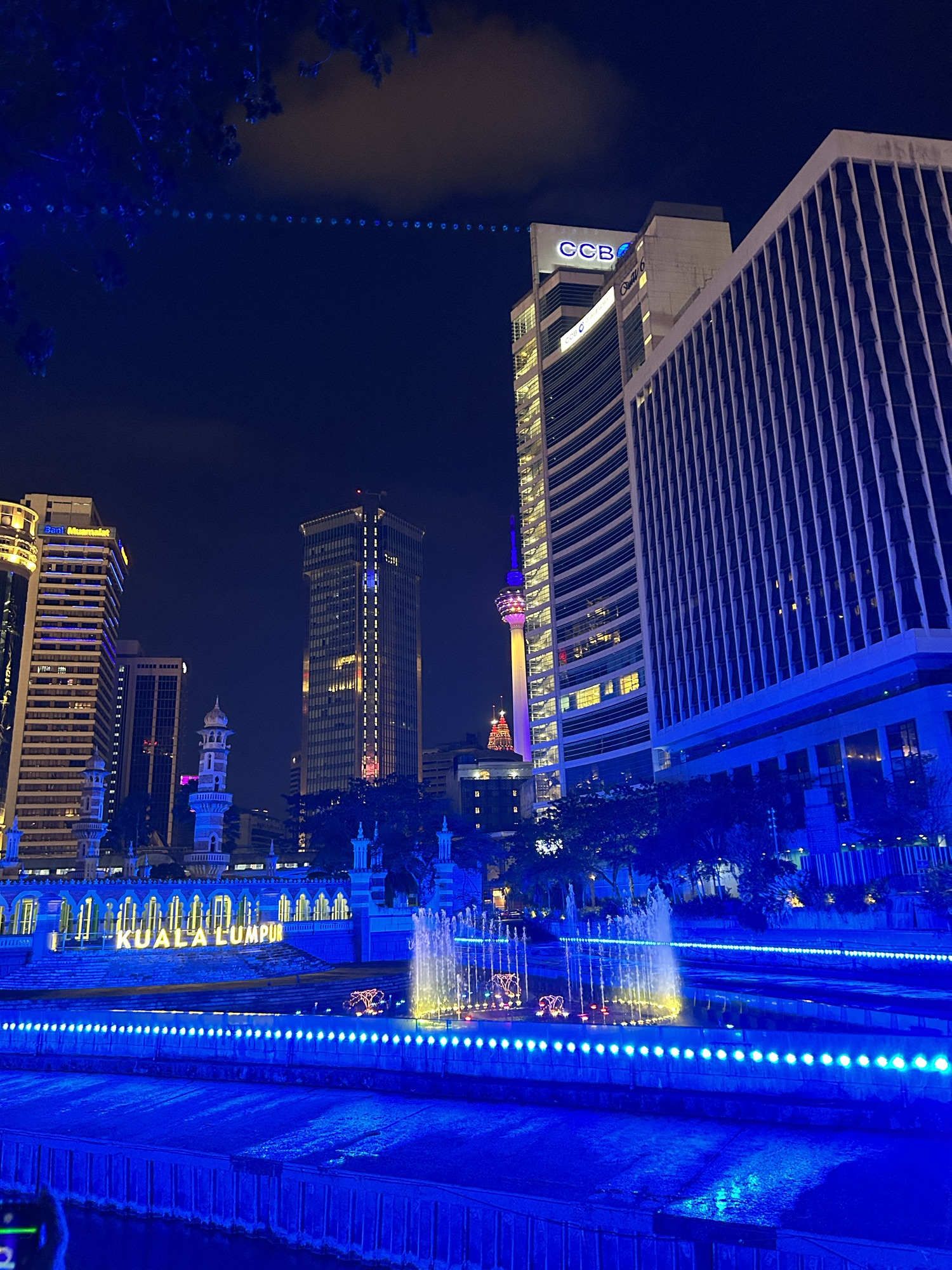 Migration Infrastructure as Post Colonial Cities. – Change Thinker